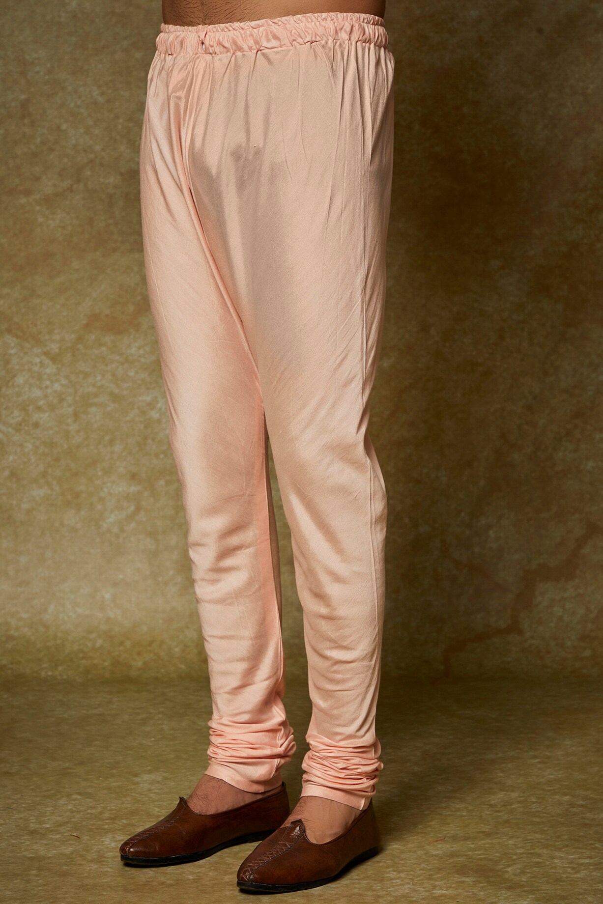 Buy Manish Nagdeo Peach Cotton Silk Kurta Set at Pernia'sPopUpShopMen 2024