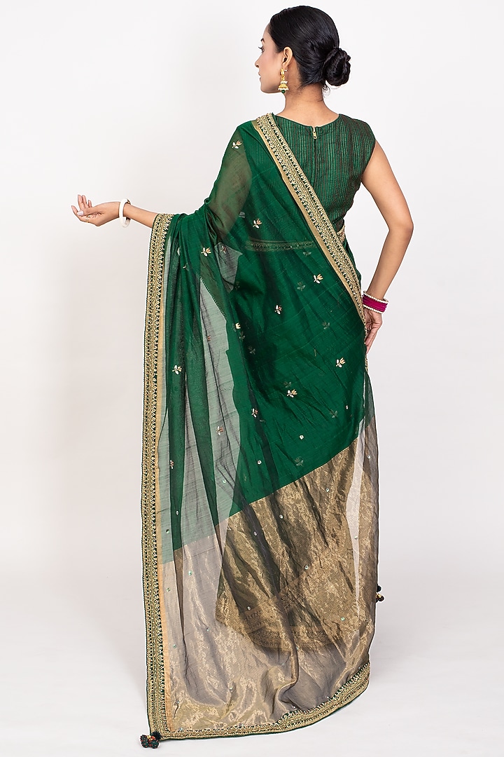 Emerald Green Cotton Silk Embroidered Handwoven Saree Set by Monika ...