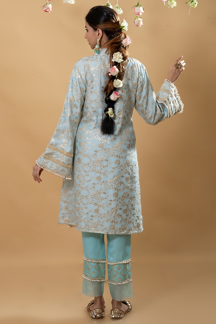 Blue Brocade Kurta Set by Monk & Mei at Pernia's Pop Up Shop 2026