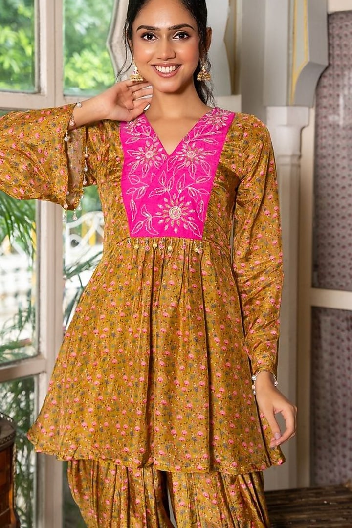 Mustard Upada Silk Handwork Kurta Set by House Of Jamoti at Pernia's ...