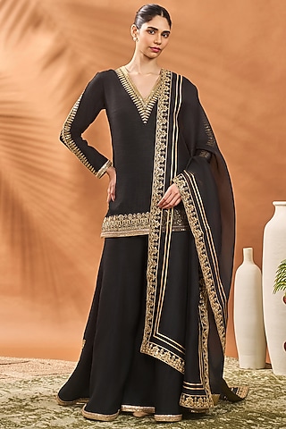 House of Masaba - Buy Masaba Gupta Sarees, Lehengas, Kurta Sets Online 2025
