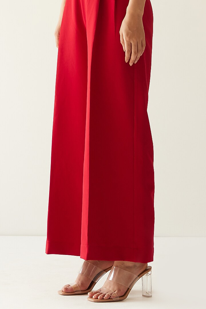 Red Co-Ord Set In Crepe by Mini Sondhi at Pernia's Pop Up Shop 2025