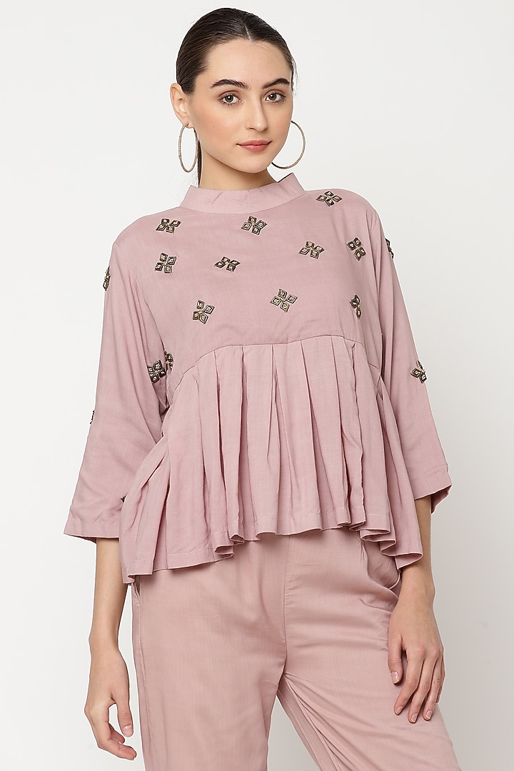 Soft Pink Hand Embroidered Top Design by Musal at Pernia's Pop Up Shop 2024