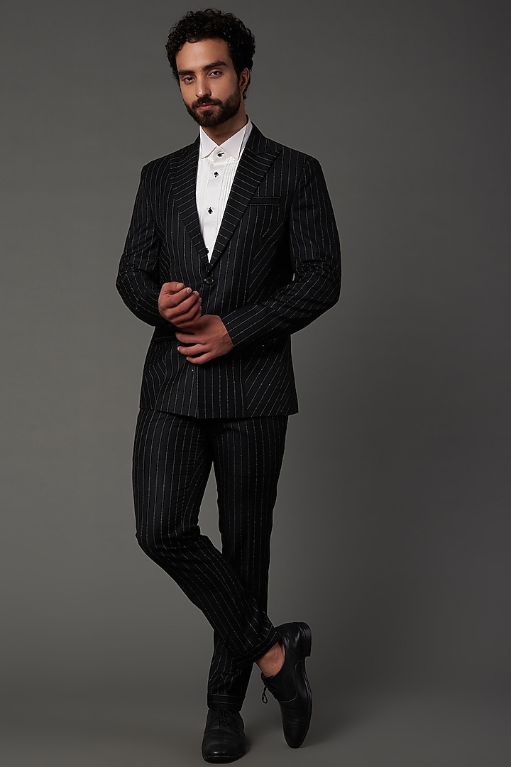 Black Suiting Fabric Blazer Set by NAMAN AHUJA at Pernia's Pop Up Shop 2025