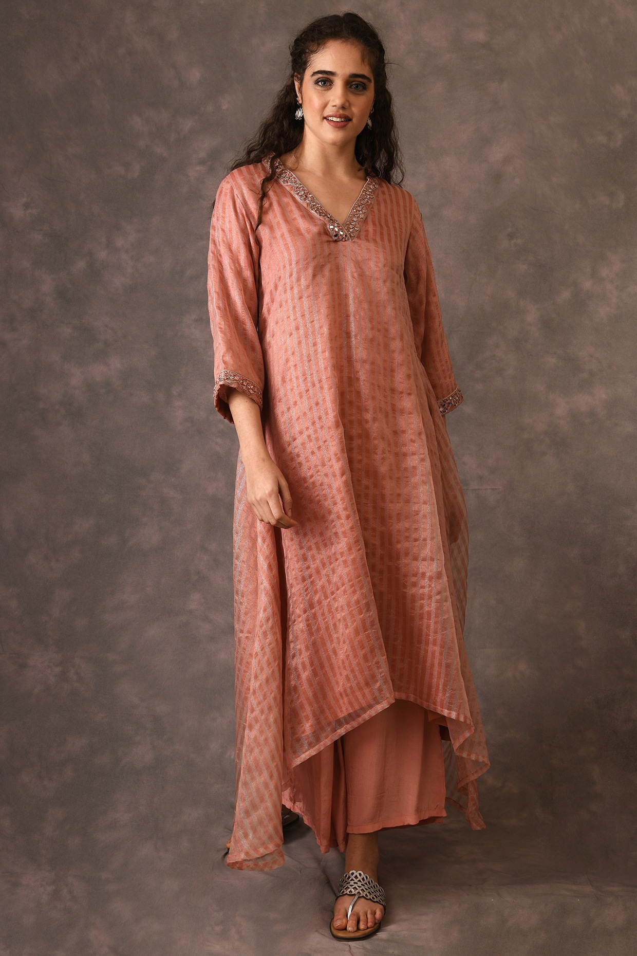 Dull Rose Asymmetrical Embroidered Kurta Set by NAINA ARUNIMA at Pernia ...