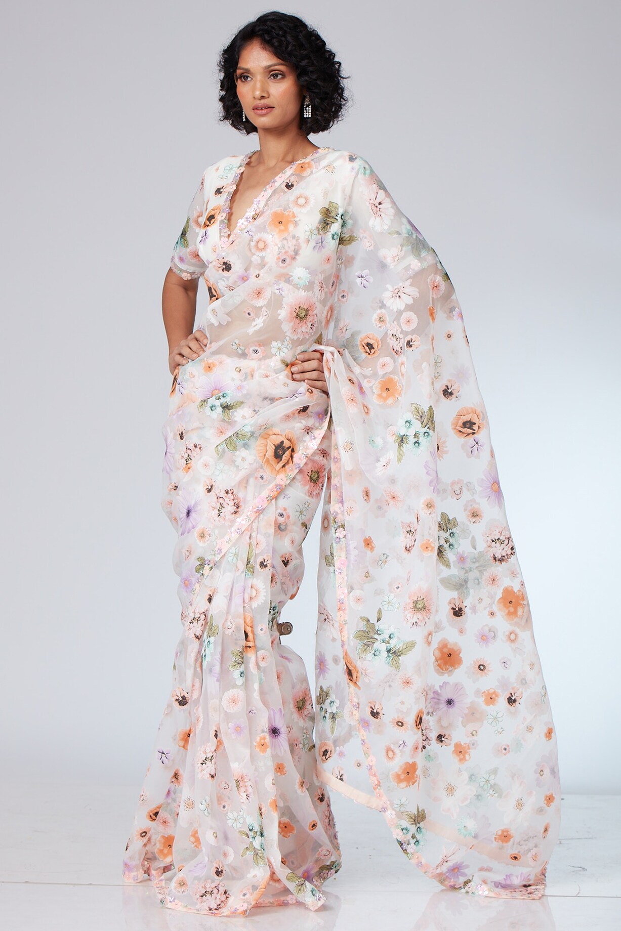 White Shimmer Organza Embroidered Saree Set by Neeta Lulla at Pernia's ...