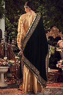 Buy Ranian by Neha Gupta Designer Sarees, Lehengas, Kurtis 2021