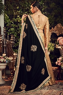 Buy Ranian by Neha Gupta Designer Sarees, Lehengas, Kurtis 2021