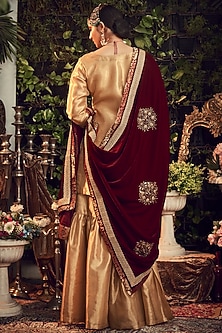 Buy Ranian by Neha Gupta Designer Sarees, Lehengas, Kurtis 2021