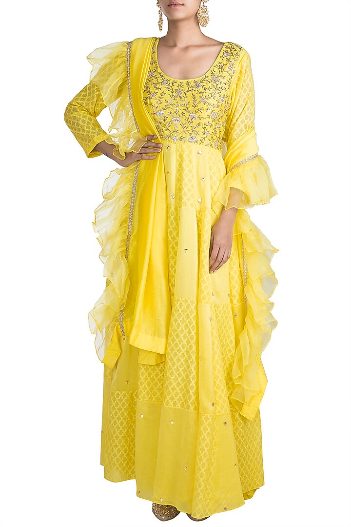 Yellow Gown With Ruffled Dupatta by NE'CHI at Pernia's Pop Up Shop 2025
