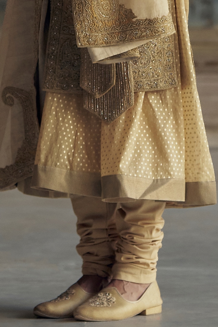 Gold Matka Silk Angrakha Groom Sherwani Set by NITIKA GUJRAL MEN at ...