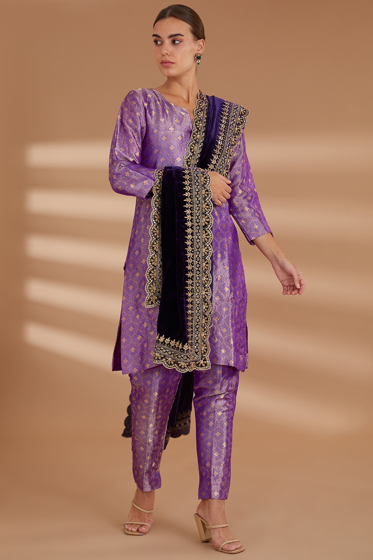 Purple Velvet Hand Embroidered Dushala by NOW WITH PRACHI at Pernia's ...