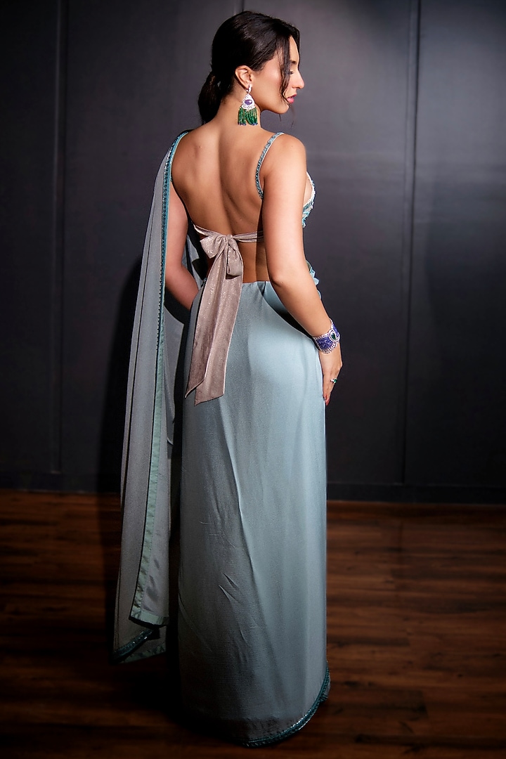 Ice Blue Tulle & Chiffon Embellished Saree Set by Ohaila Khan at Pernia ...
