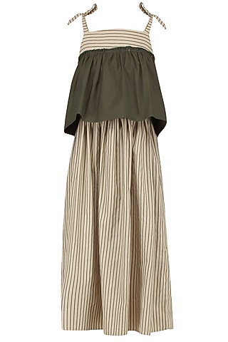 Olio: Buy Olio Designer Dresses, Sarees, Skirts, Jumpsuits 2021