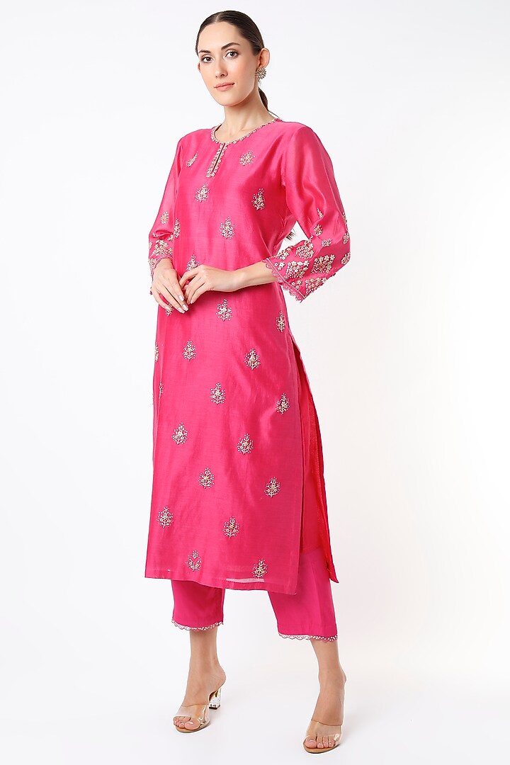 Hot Pink Boota Embroidered Kurta by One not two at Pernia's Pop Up Shop 2025