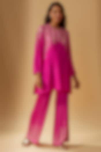 Hot Pink Viscose Silk Hand Embroidered Kurta Set Design by One not two at Pernia's Pop Up Shop 2024