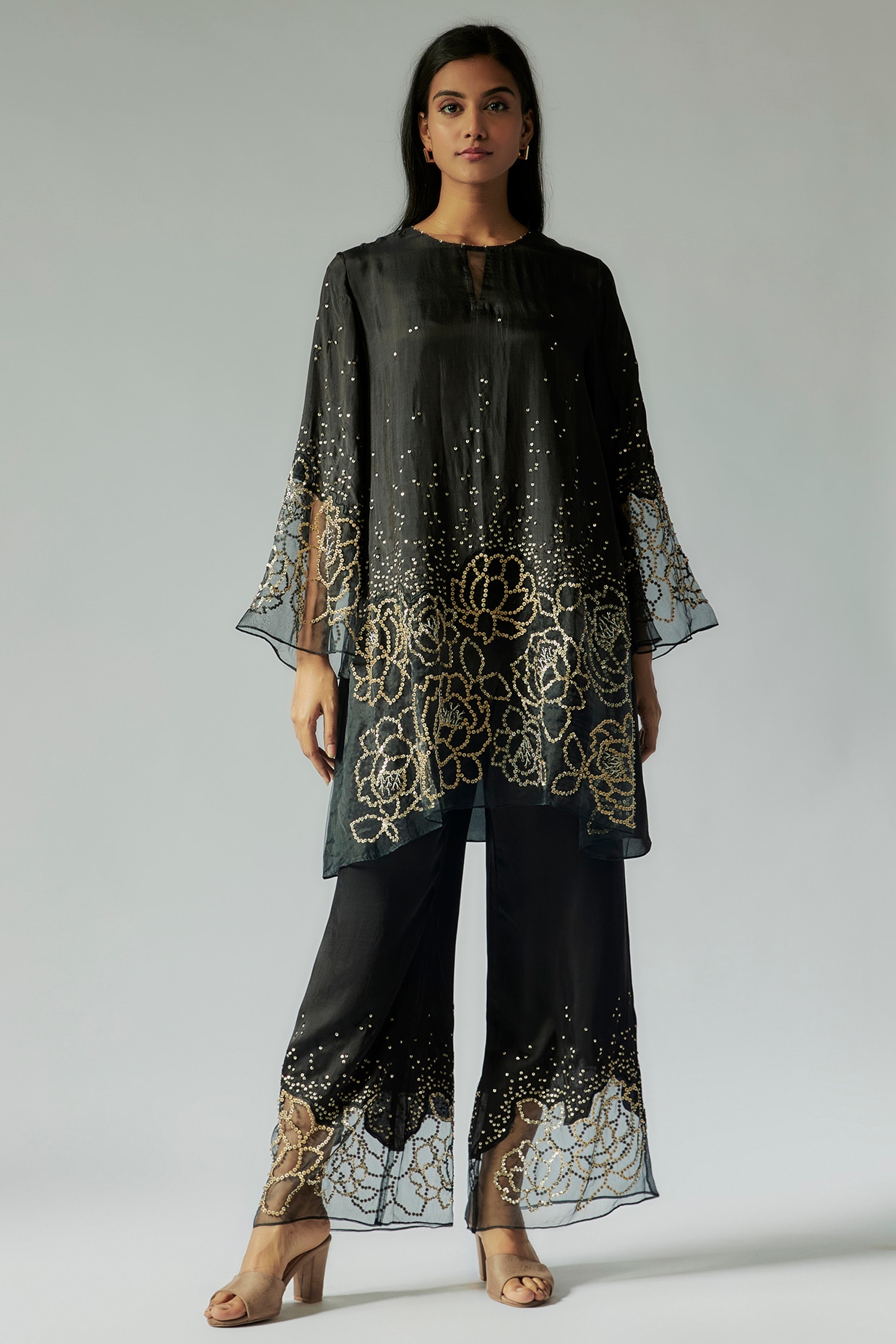 Black Viscose Silk Floral Embroidered Kurta Set by One not two at Pernia's Pop Up Shop 2025