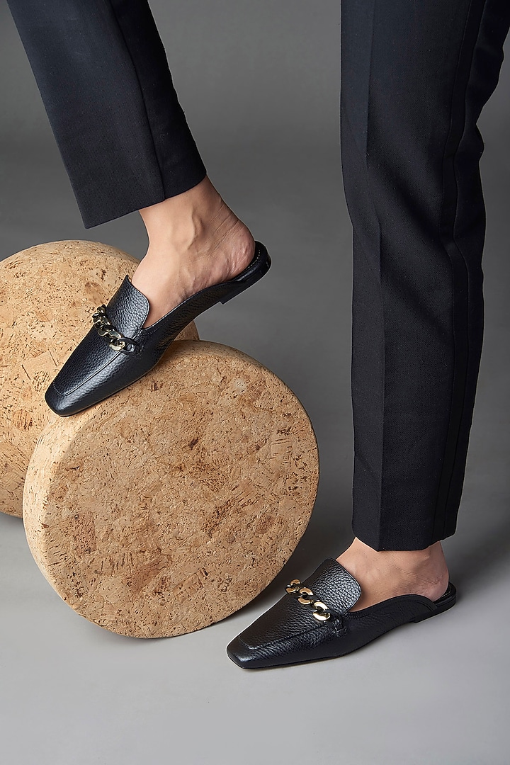 Black Genuine Leather Mule Flats Design by Oroh at Pernia's Pop Up Shop ...