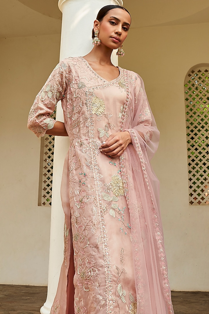 Peach Organza Zardosi And Applique Embroidered Kurta Set By Osaa By