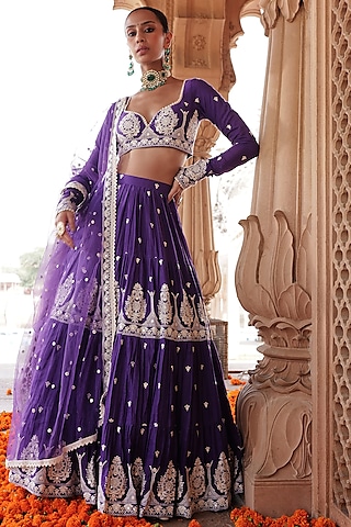 Pooja Outifts For Women - Buy Latest Pooja Dresses & Kurta Set for ...