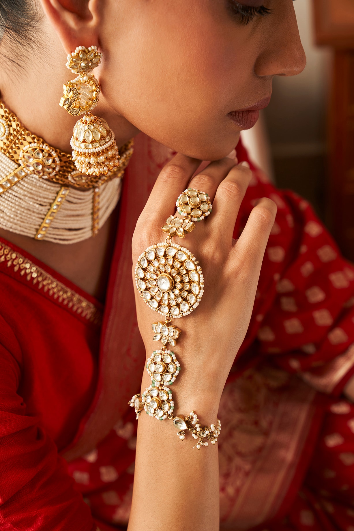 Gold Finish Kundan Polki Hathphool by Preeti Mohan at Pernia's Pop Up ...