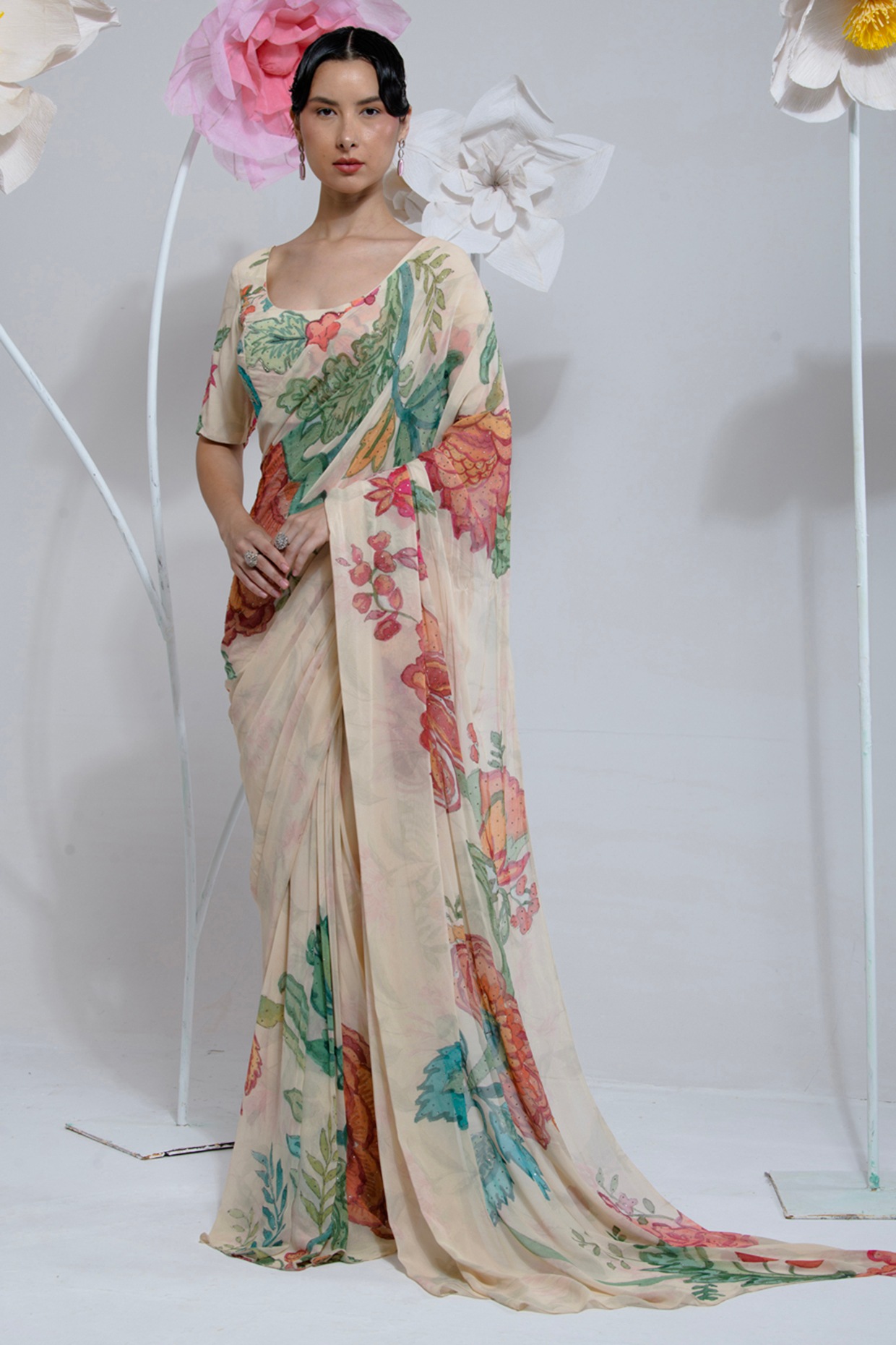 Cream Georgette Digital Printed Pre-Draped Saree Set by preeti mehta at ...