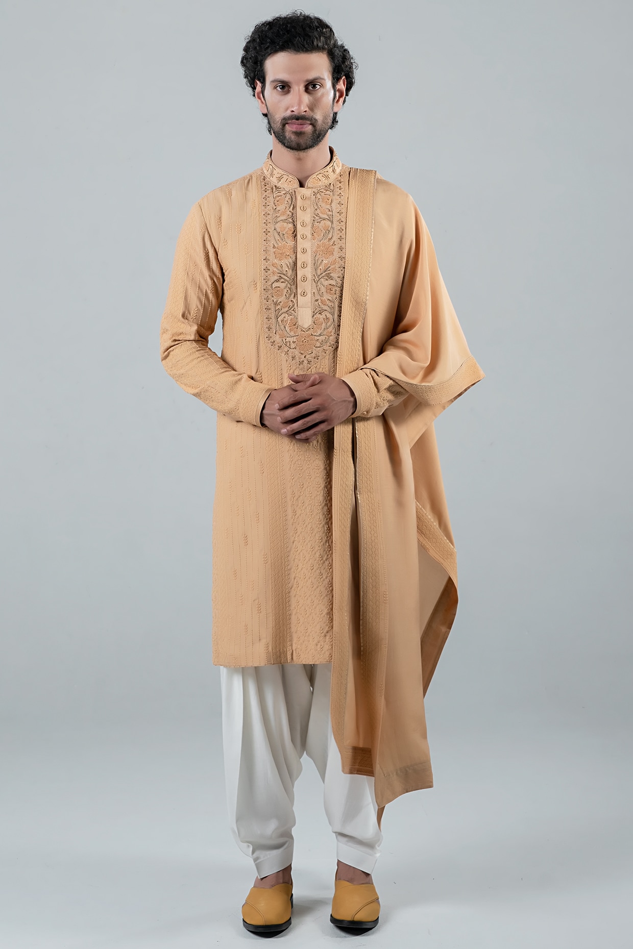 Fawn Matka Silk Kurta Set by Punit Arora at Pernia's Pop Up Shop 2025