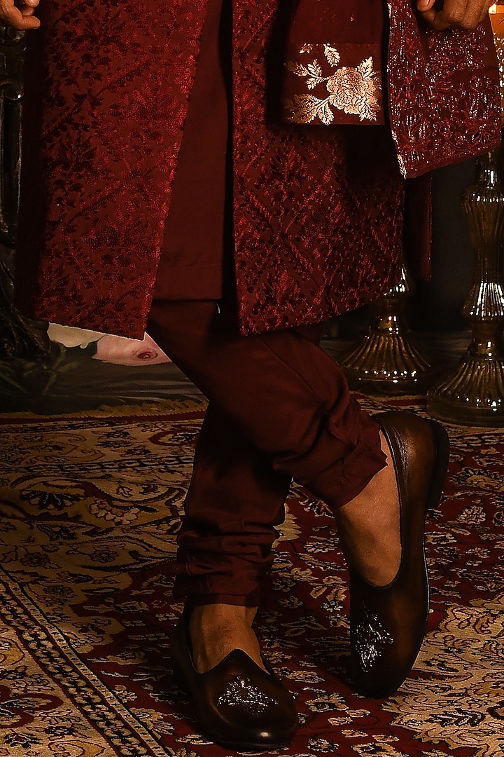 Maroon Red Silk Thread Embroidered Groom Sherwani Set by Punit Arora at ...