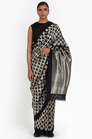 Raw Mango - Buy Designer Sarees, Lehengas, Kurta Sets Online 2025