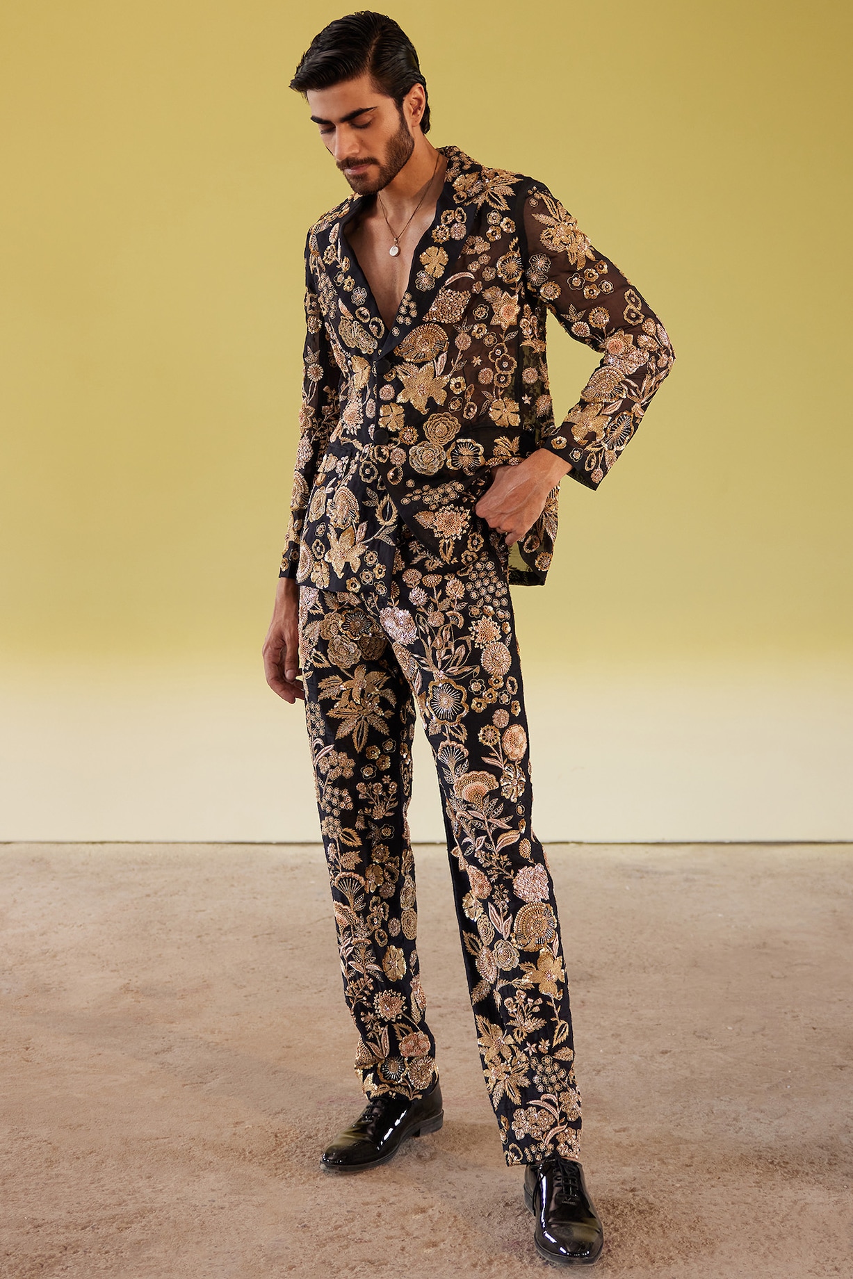 Black & Gold Raw Silk Hand Embroidered Jacket Set by Rahul Mishra Men at Pernia's Pop Up Shop 2024