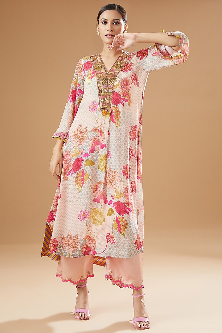 Nude Pink Crepe Embroidered & Printed Kurta Set by Raji ramniq at Pernia's Pop Up Shop 2025