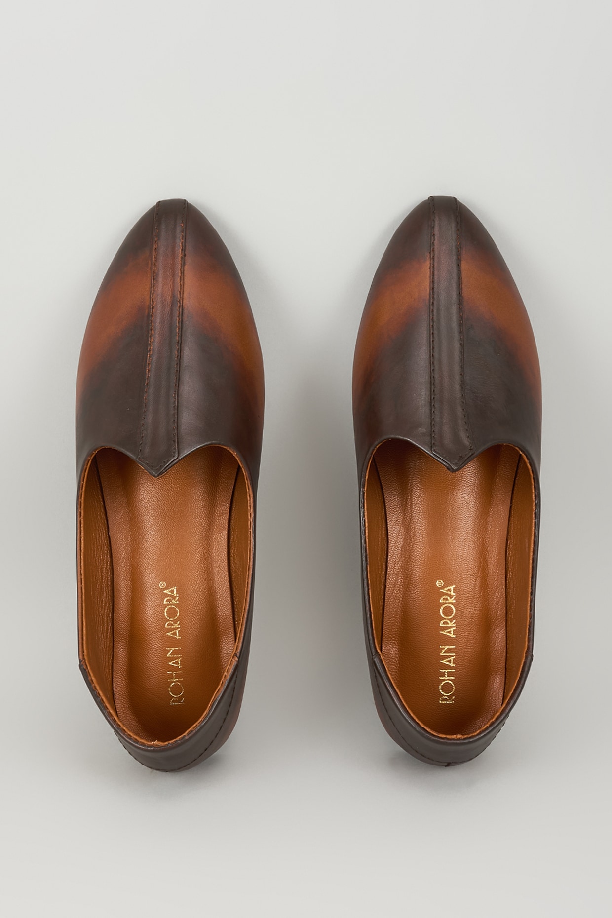 Tan Leather Mojris by ROHAN ARORA at Pernia's Pop Up Shop 2025