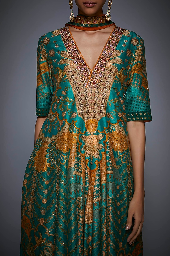 Green Printed & Embroidered Kurta Set Design by Ri Ritu Kumar at Pernia's Pop Up Shop 2024