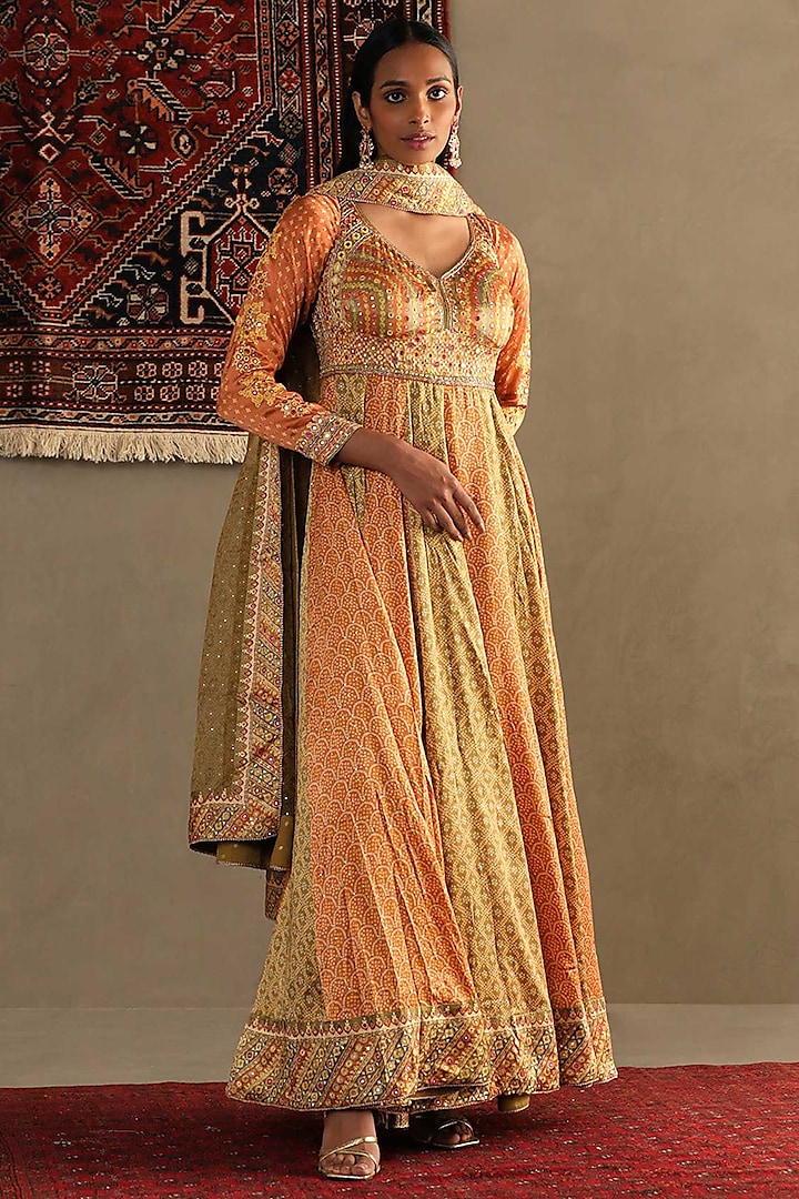 Tan & Moss Green Silk Bandhani Printed & Embroidered Kurta Set by Ri Ritu Kumar at Pernia's Pop ...