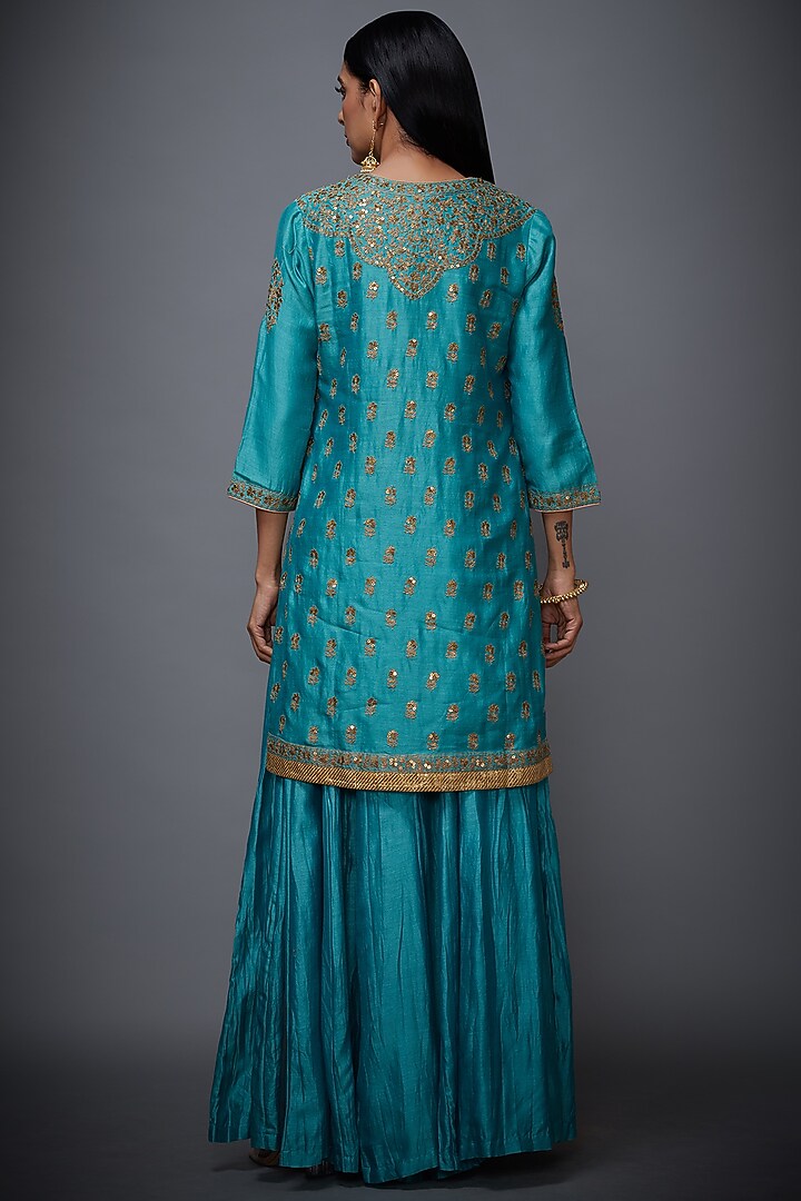 Turquoise & Gold Embroidered Kurta Set Design by Ri Ritu Kumar at Pernia's Pop Up Shop 2024