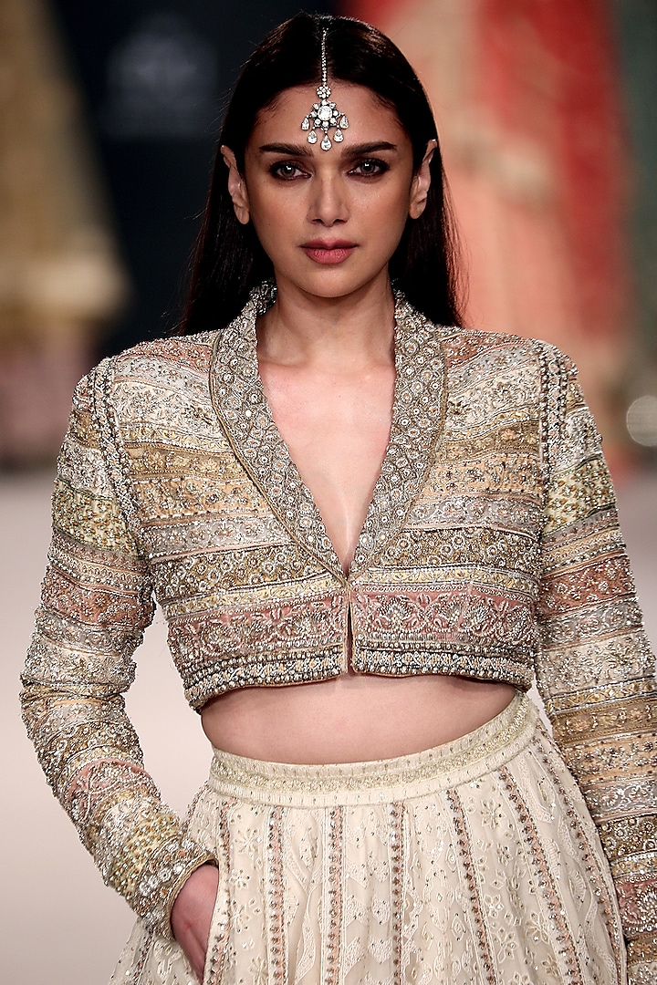 Off-White Silk Organza Bridal Lehenga Set by Ri Ritu Kumar at Pernia's Pop Up Shop 2025