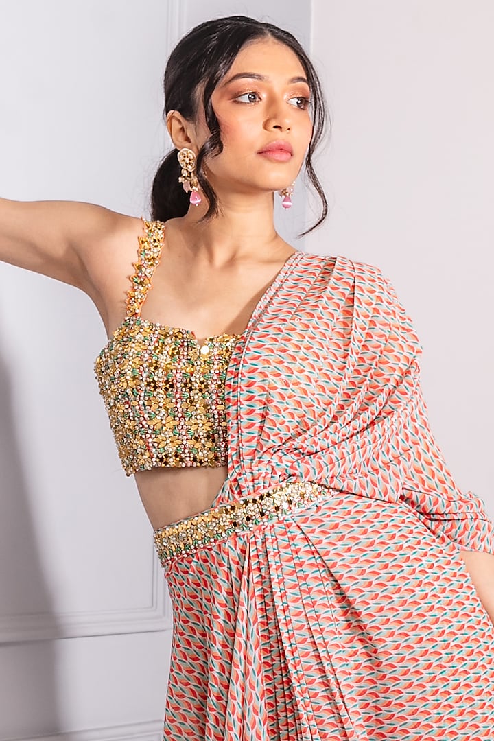 Beige Printed Cape Set by Ria Shah Label at Pernia's Pop Up Shop 2025