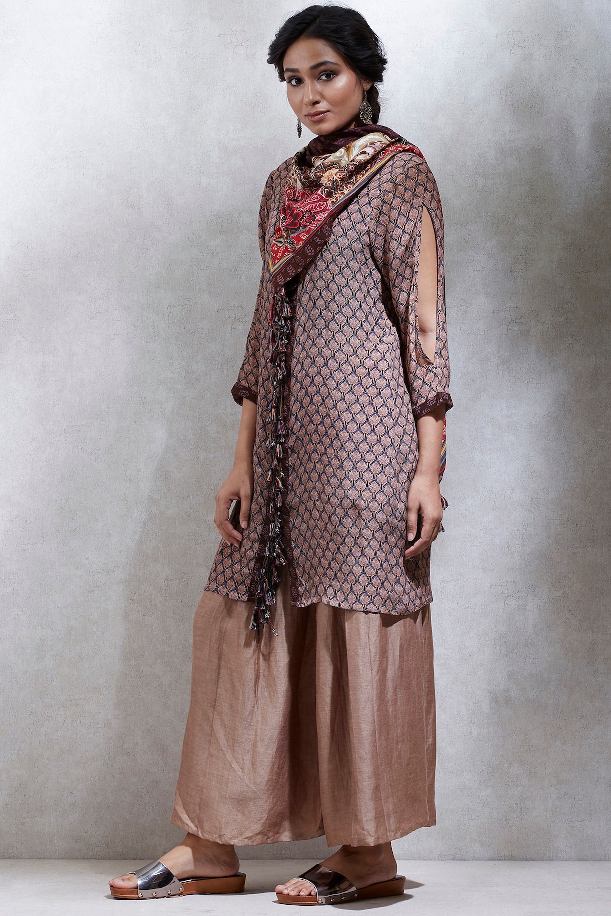 Brown & Beige Printed Kurta Set by Ritu Kumar at Pernia's Pop Up Shop 2025
