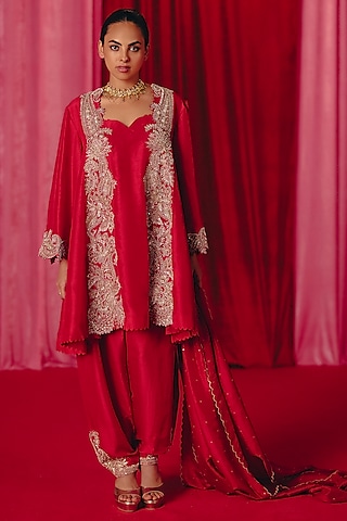 Mrunalini Rao - Buy Lehenga, Anarkali Set, Skirt Online 2024