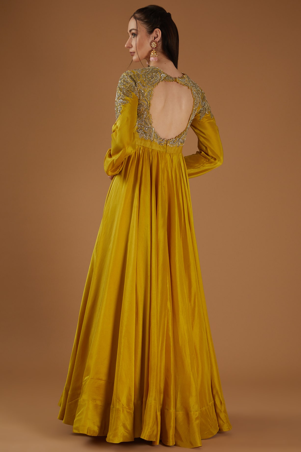 Yellow Raw Silk Zardosi Embroidered Anarkali Set by Mrunalini Rao at ...