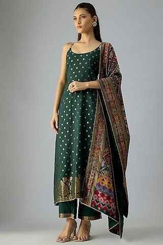 Safaa - Buy Designer Anarkalis, Kurta Sets, Lehengas Online 2025