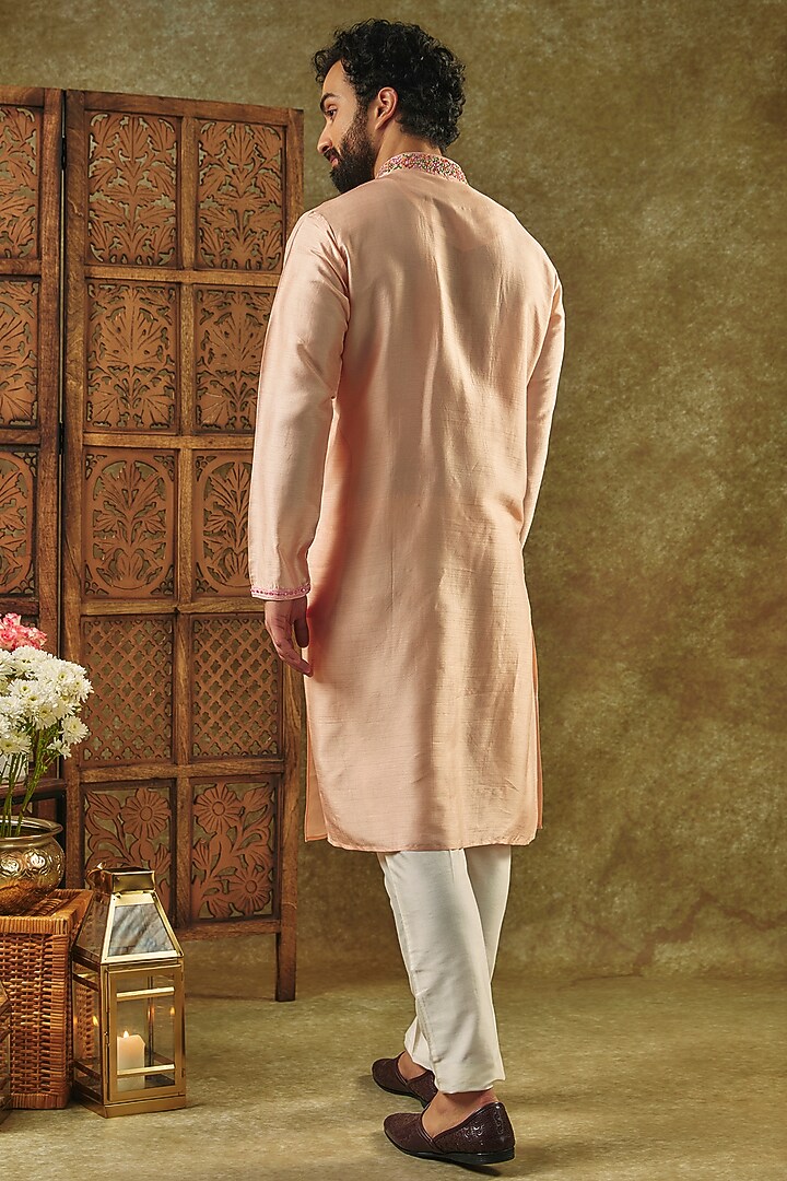 Peach Tussar Abla Embroidered Kurta Set by SAMMOHAN at Pernia's Pop Up ...