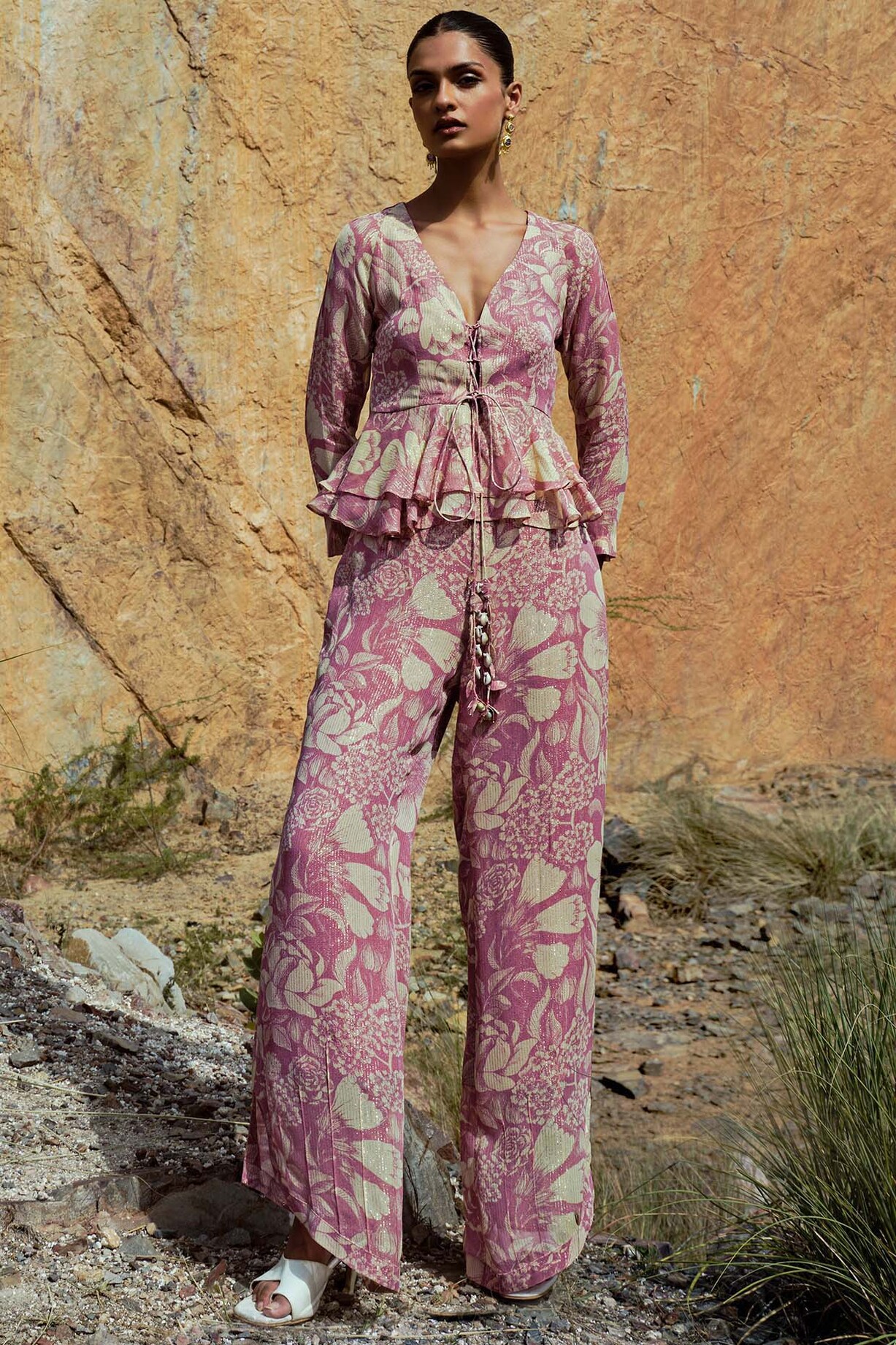 Rose Pink Georgette Lurex Embellished Co-Ord Set by Sana Barreja at ...