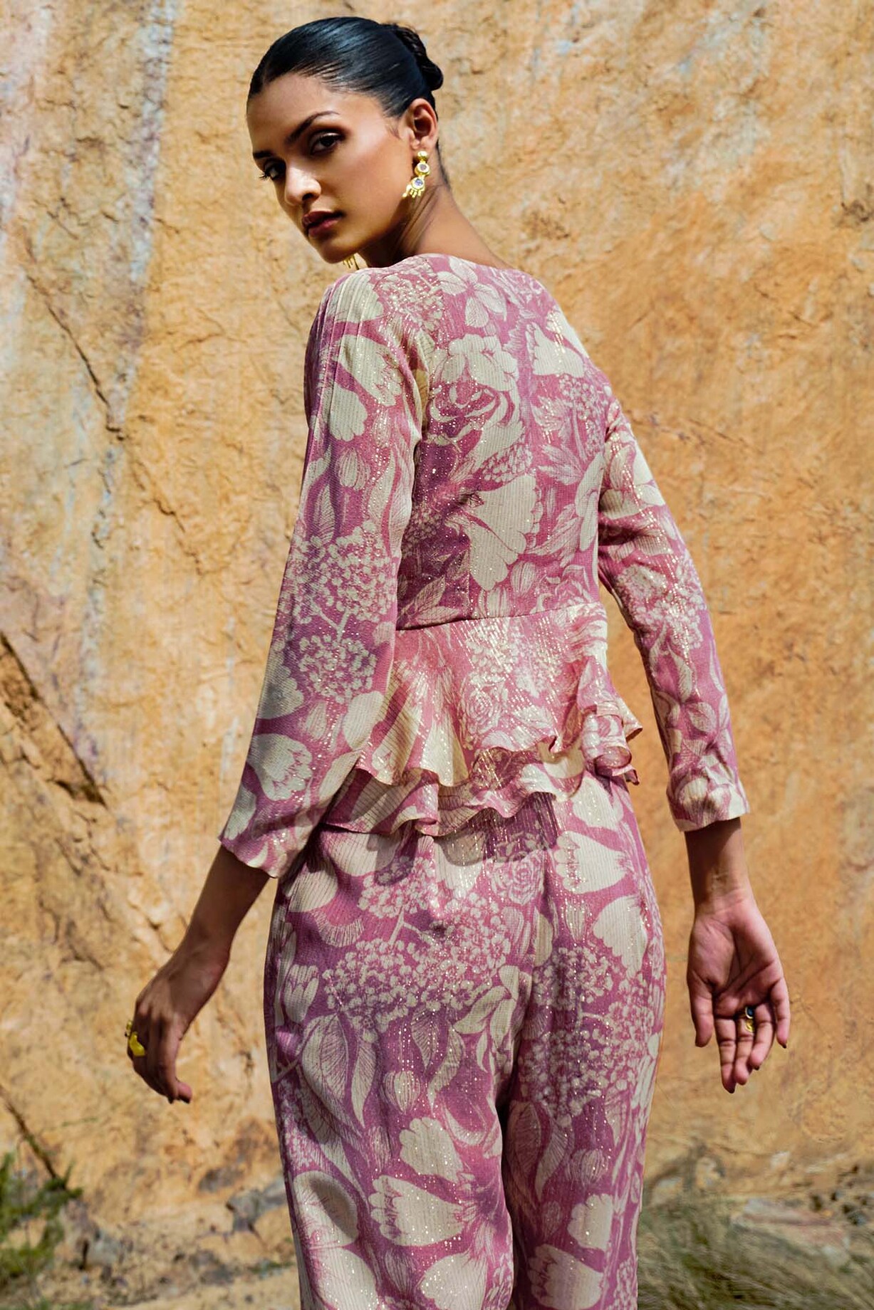 Rose Pink Georgette Lurex Embellished Co-Ord Set by Sana Barreja at ...