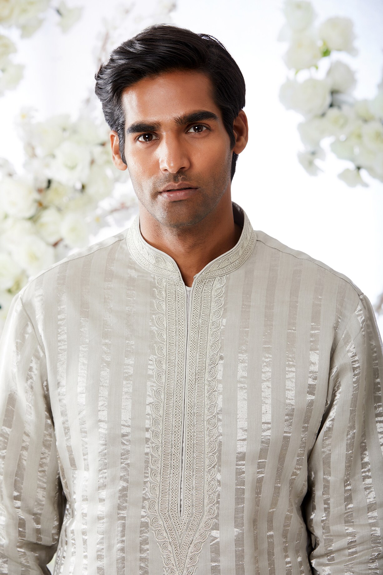 Ash Silver Embroidered Kurta Design by Seema Gujral Men at Pernia's Pop ...