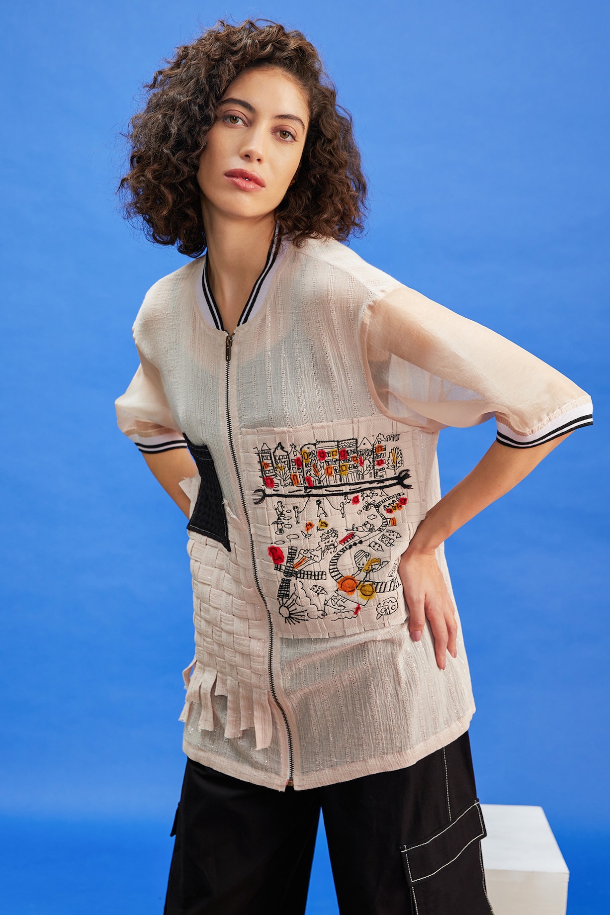 Beige Organza & Crushed Georgette Resham Embroidered Shirt by Shilpi Gupta Surkhab at Pernia's ...