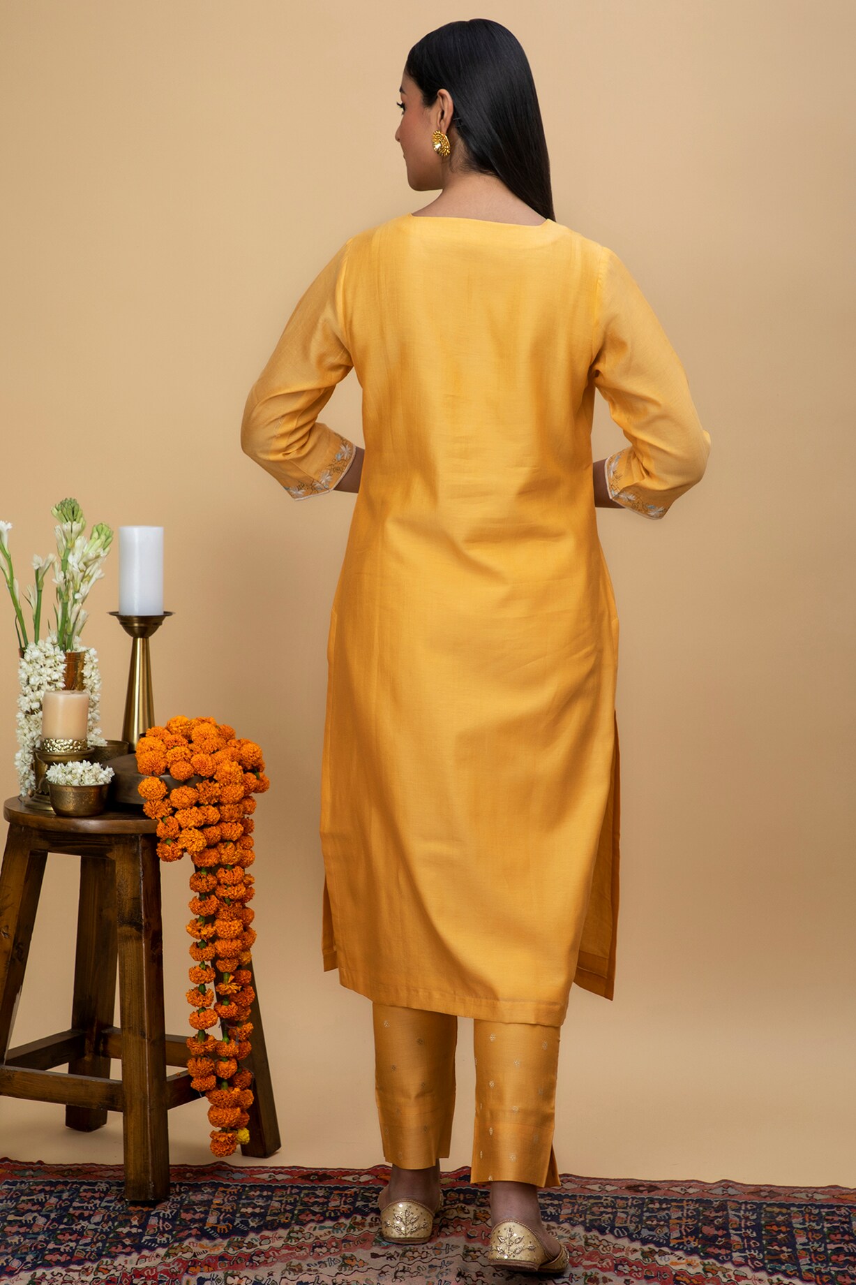 Mustard Embroidered Kurta Set by Smriti Gupta at Pernia's Pop Up Shop 2024