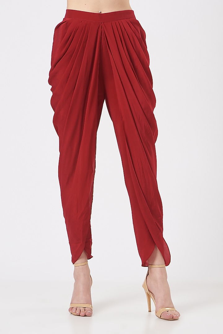 Red Crepe Dhoti Set by Shasha Gaba at Pernia's Pop Up Shop 2025