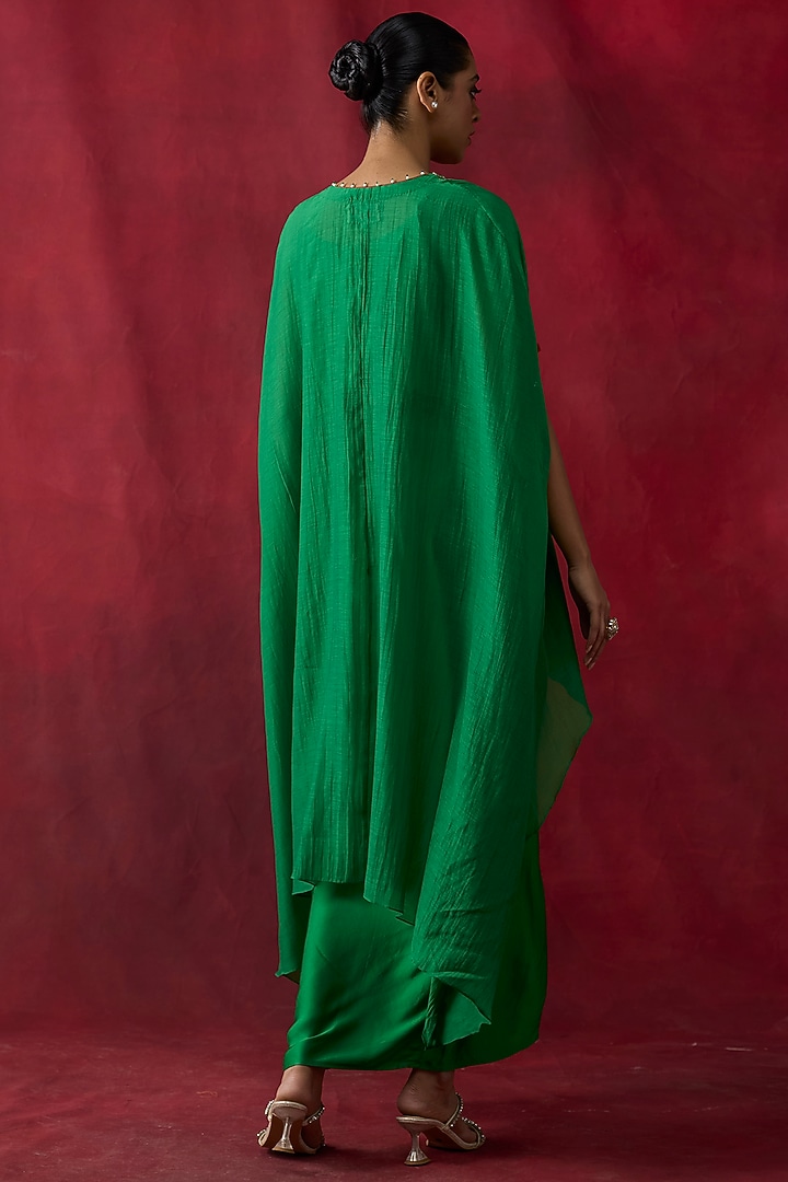 Green Thin Chanderi Thread Hand Embroidered Cape Set by Shikha Mehta at ...