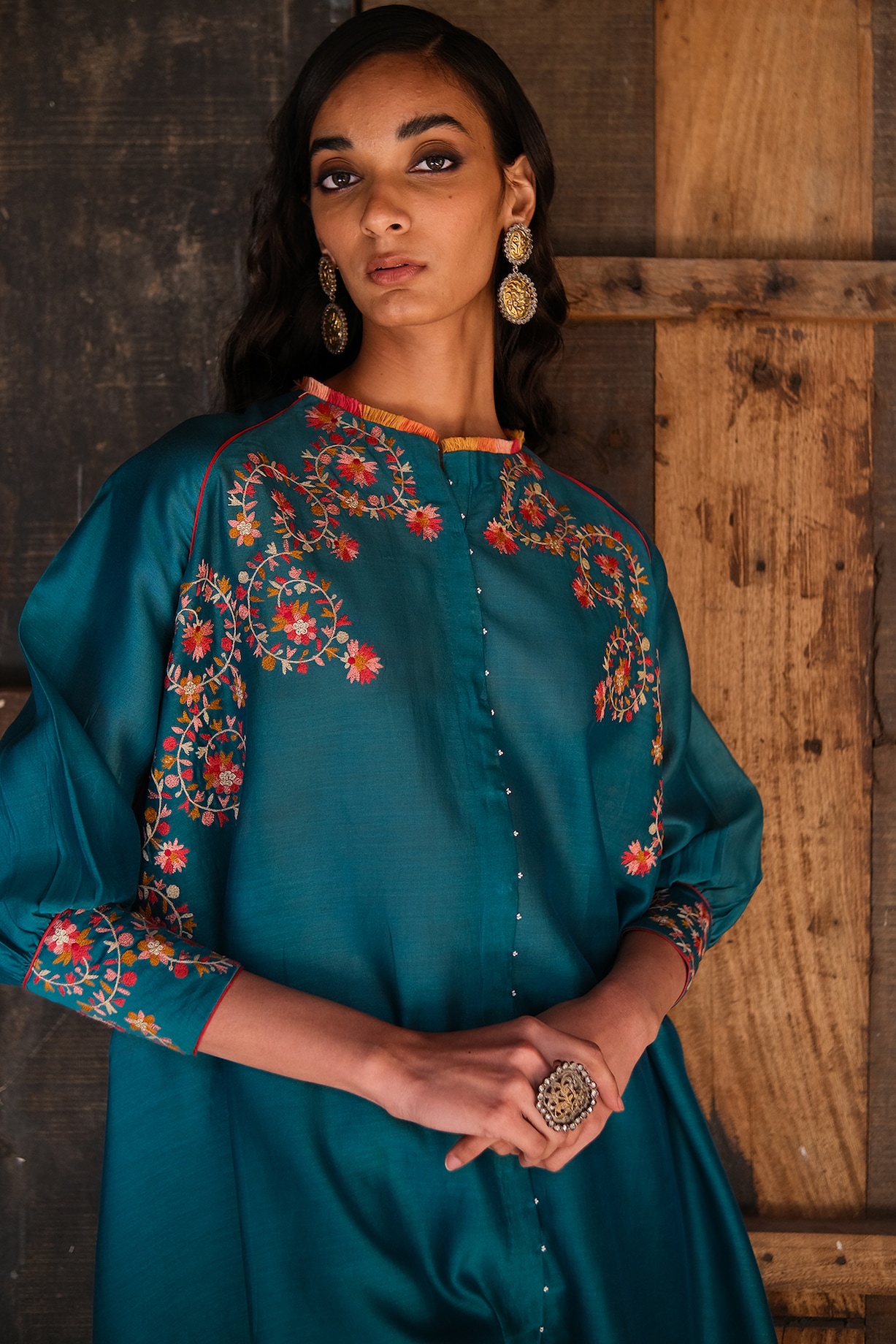 Teal Embroidered Tunic Set by Shikha Mehta at Pernia's Pop Up Shop 2026